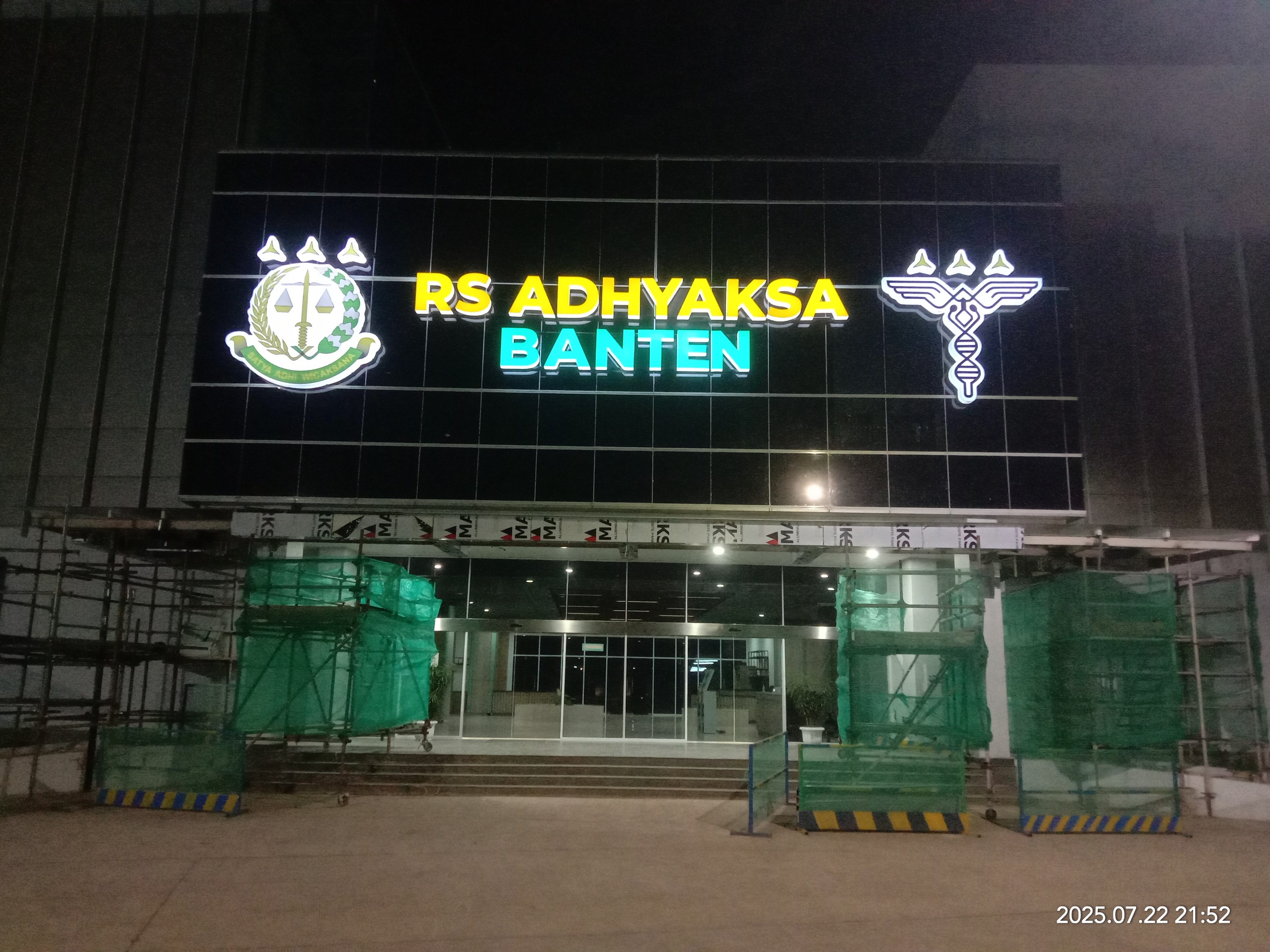 Signage RS Adhyaksa Banten